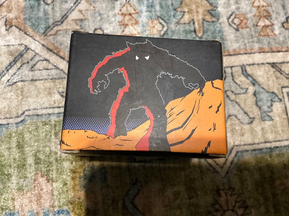 Loot Crate (Loot Gaming) Limited Edition Space Invaders Mini Alien ...