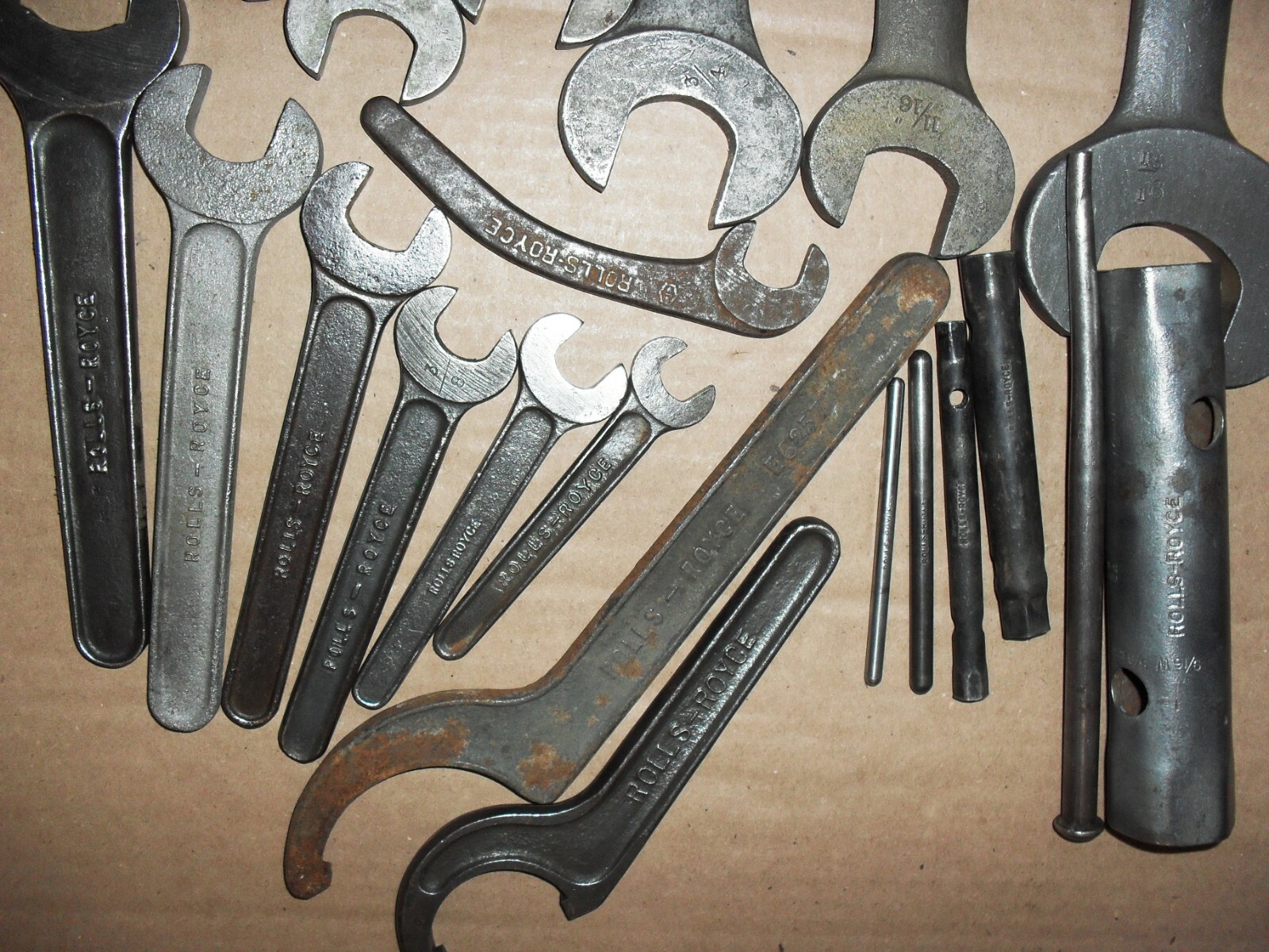 ROLLS ROYCE CAR TOOLKIT ROLL WRENCHES SPANNERS PIECES GENUINE ROLLS ...