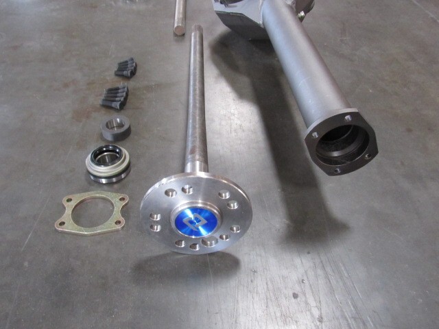 Ford 9'' Fabricated Rear End Housing w 31s Axles 62'' | eBay