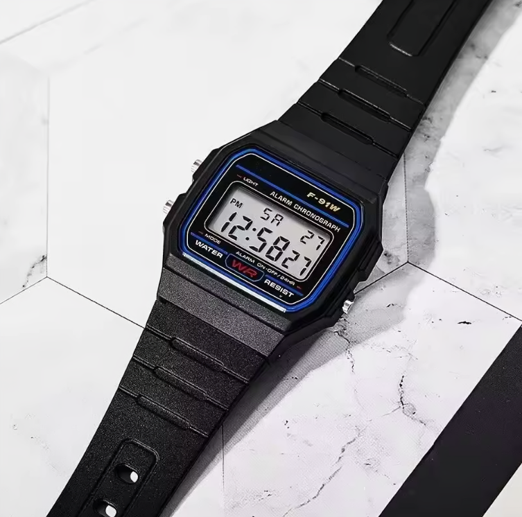 New Classic Digital Watch F91 Water Splush F91 Look with Resin Strap in ...