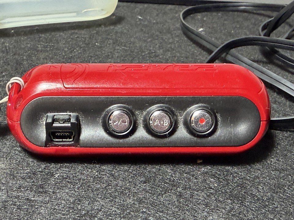 iRiver IFP-899 MP3 Player and Voice Recorder Radio 1GB | eBay