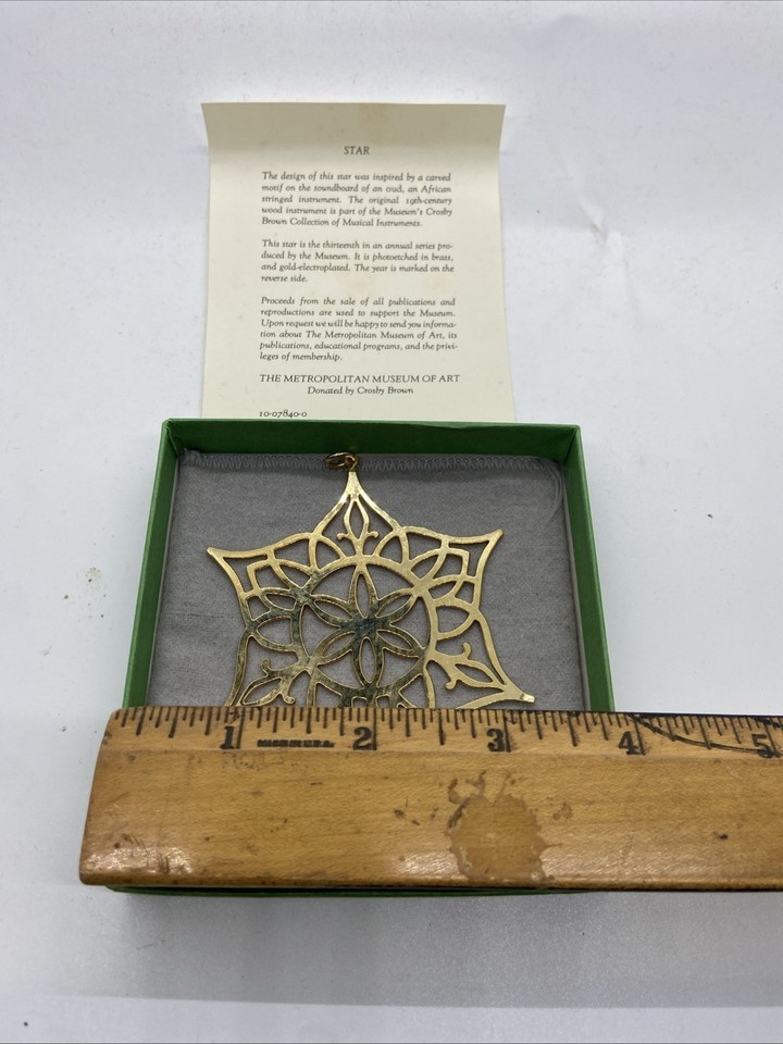 1984 Metropolitan Museum of Art (MMA) Gold Plated Sterling Silver Star ...