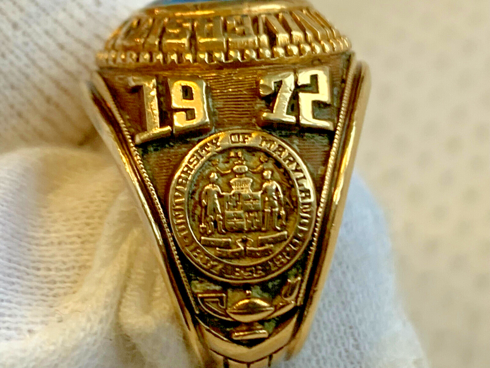 1972 University of Maryland Medicine Ring 10K Gold 17.58g Sz 7 Sapphire ...