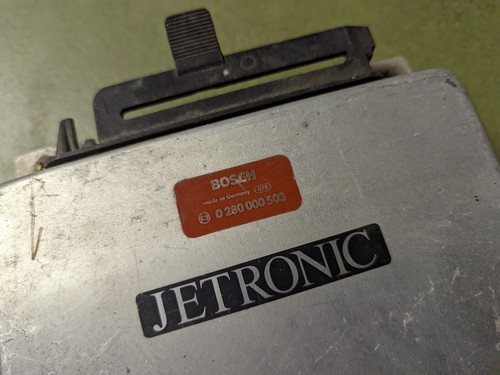 83-84 Volvo 240 ECU ECM Bosch Jetronic Engine Control Unit Computer ...