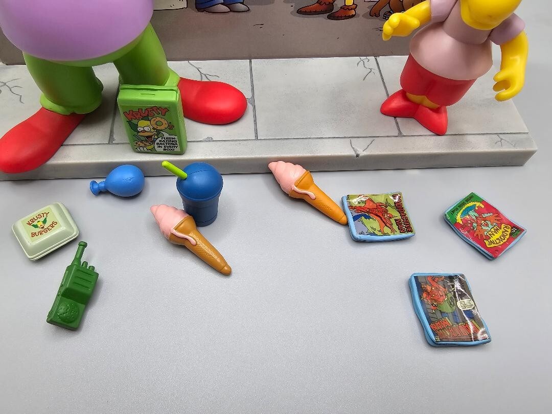 Krustylu Studios Diorama Simpsons WOS World Of Springfield Set Milhouse ...