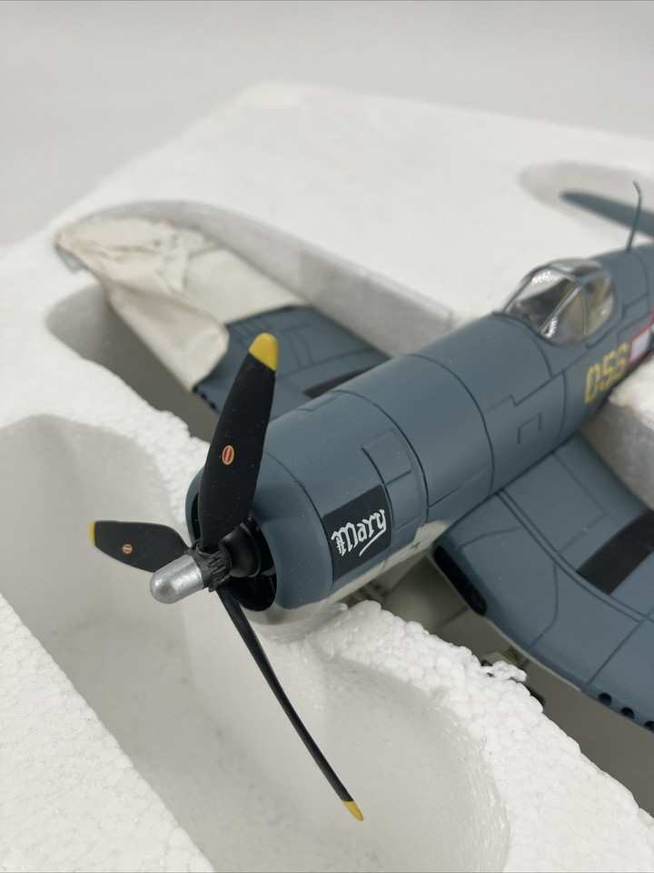 Franklin Mint Armour F4U Corsair USMC Aces WWII 98091 VMF 121 1:48 New ...