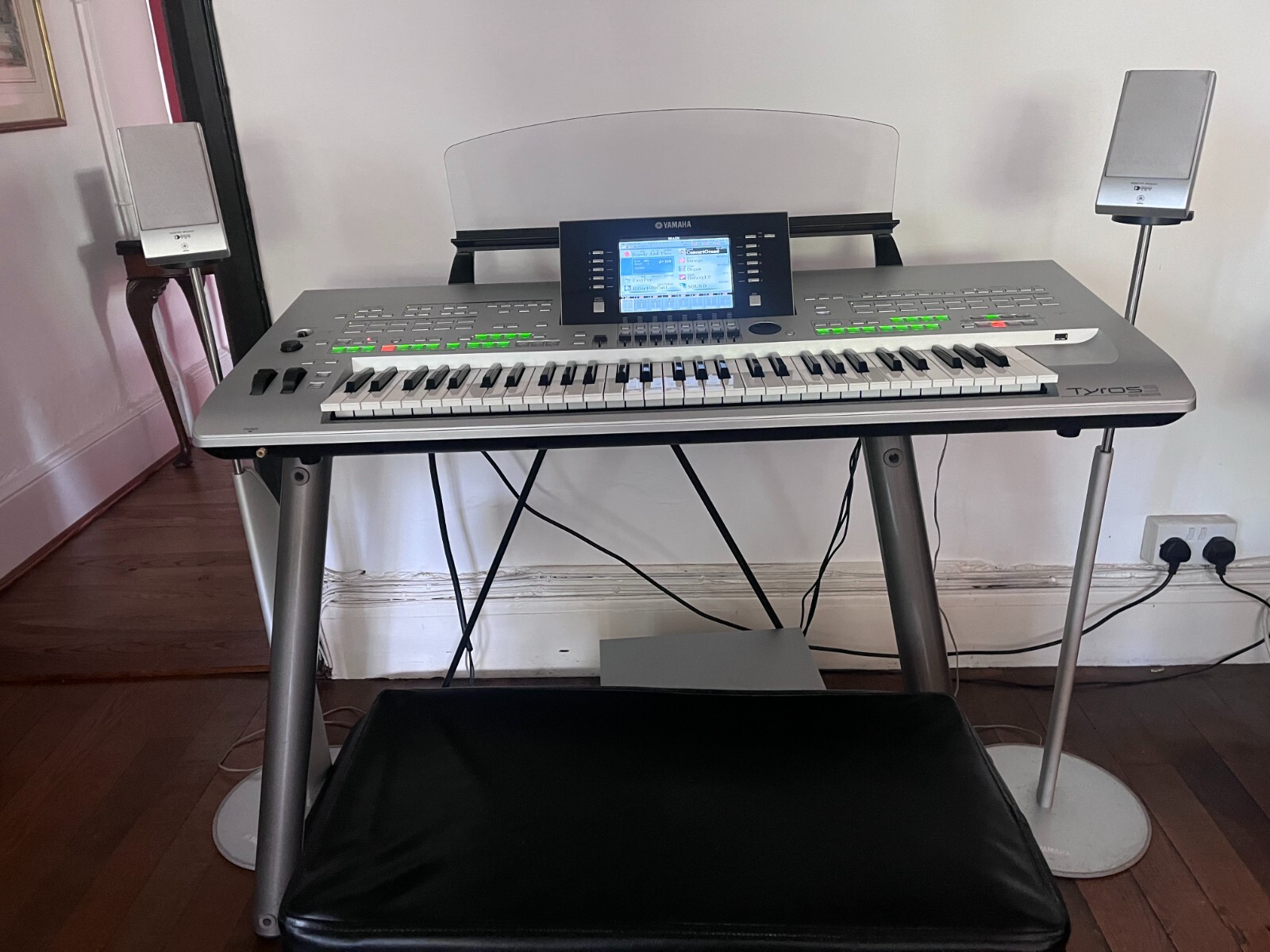 yamaha tyros 3 keyboard with stand, seat, original manuals and ROLAND ...
