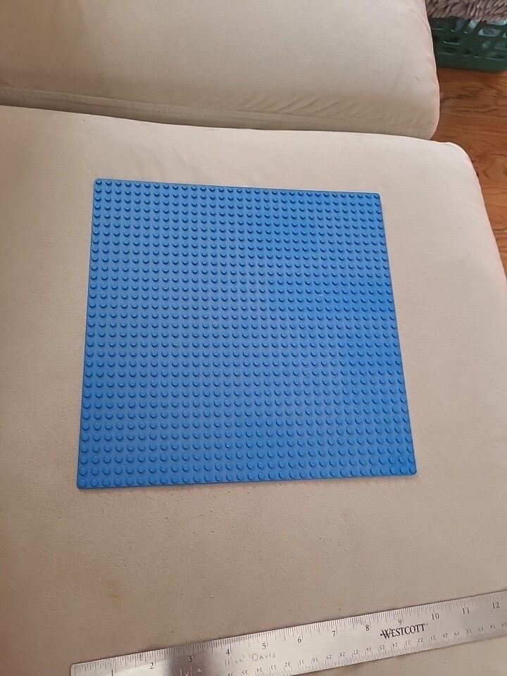 LEGO 3811 Blue Baseplate, 10" x 10 " inch, Pre-Owned | eBay
