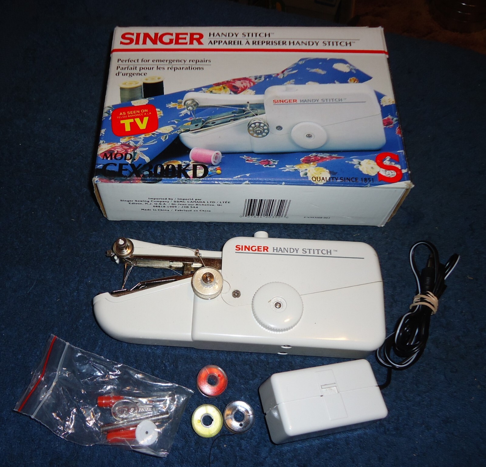 Singer Handy Stitch Mechanical Sewing Machine CEX300KD Uses 4 AA ...