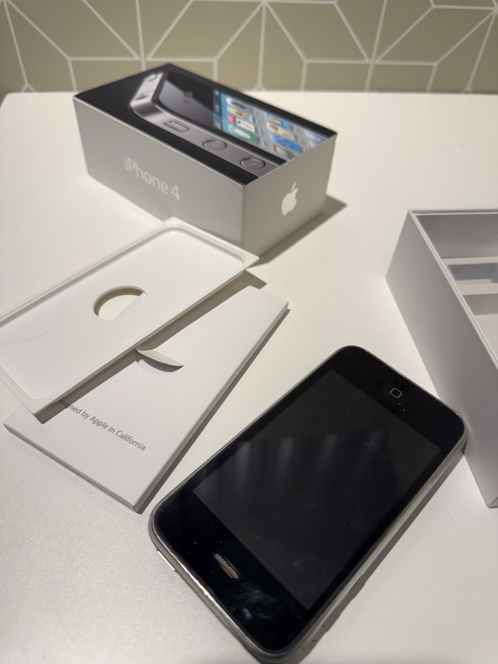 APPLE IPHONE 1ST GENERATION 16GB AT&T BLACK NOT TESTED WITH ORIGINAL ...