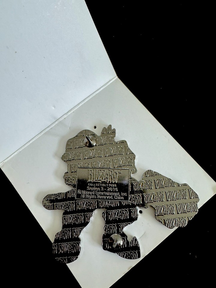 Reinhardt Pin - Series 3 Blizzcon Overwatch 2016 Color Variation ...