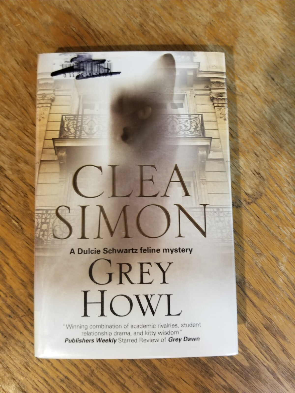 Grey Howl (A Dulcie Schwartz Cat Mystery) by Simon, Clea 9780727883469 ...