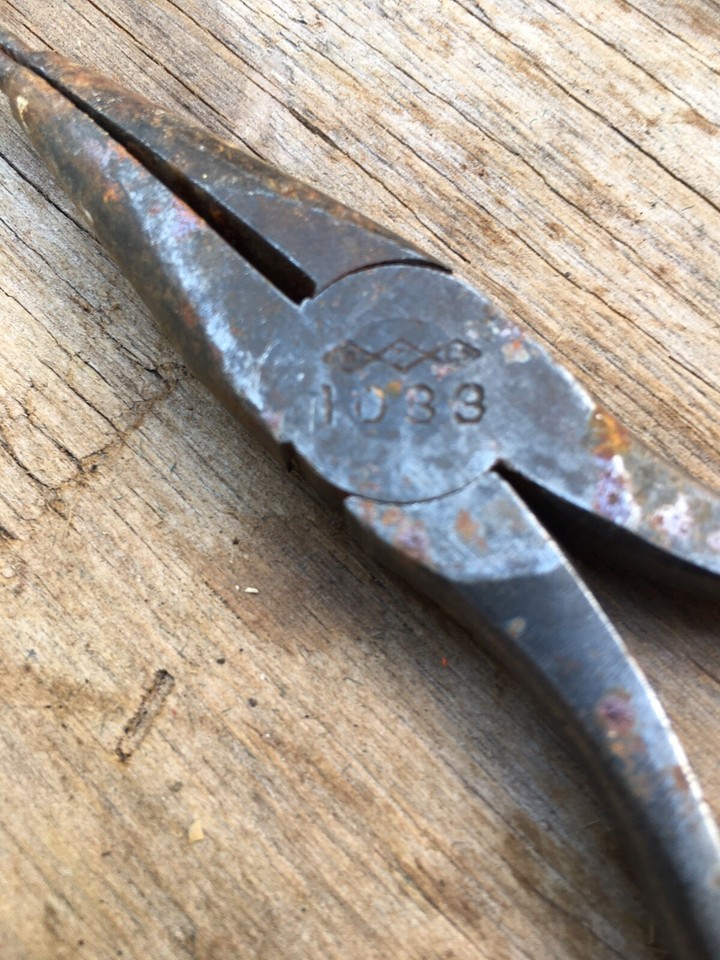 Vintage UTICA No. 1033 Needle Nose Pliers w/ 3-Diamond Logo & Knurled ...