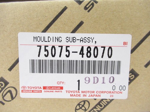 Genuine OEM Lexus 75075-48070 Passenger Rear Moulding Assy 10-15 RX350 ...