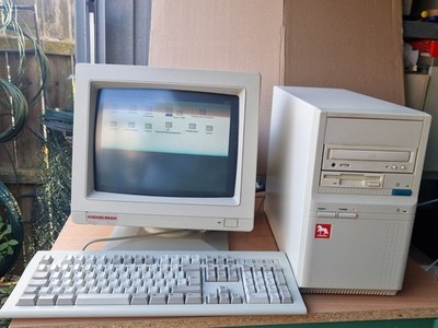Highscreen 486DX-2 Vintage Retro PC Computer Mit original Monitor Vobis ...