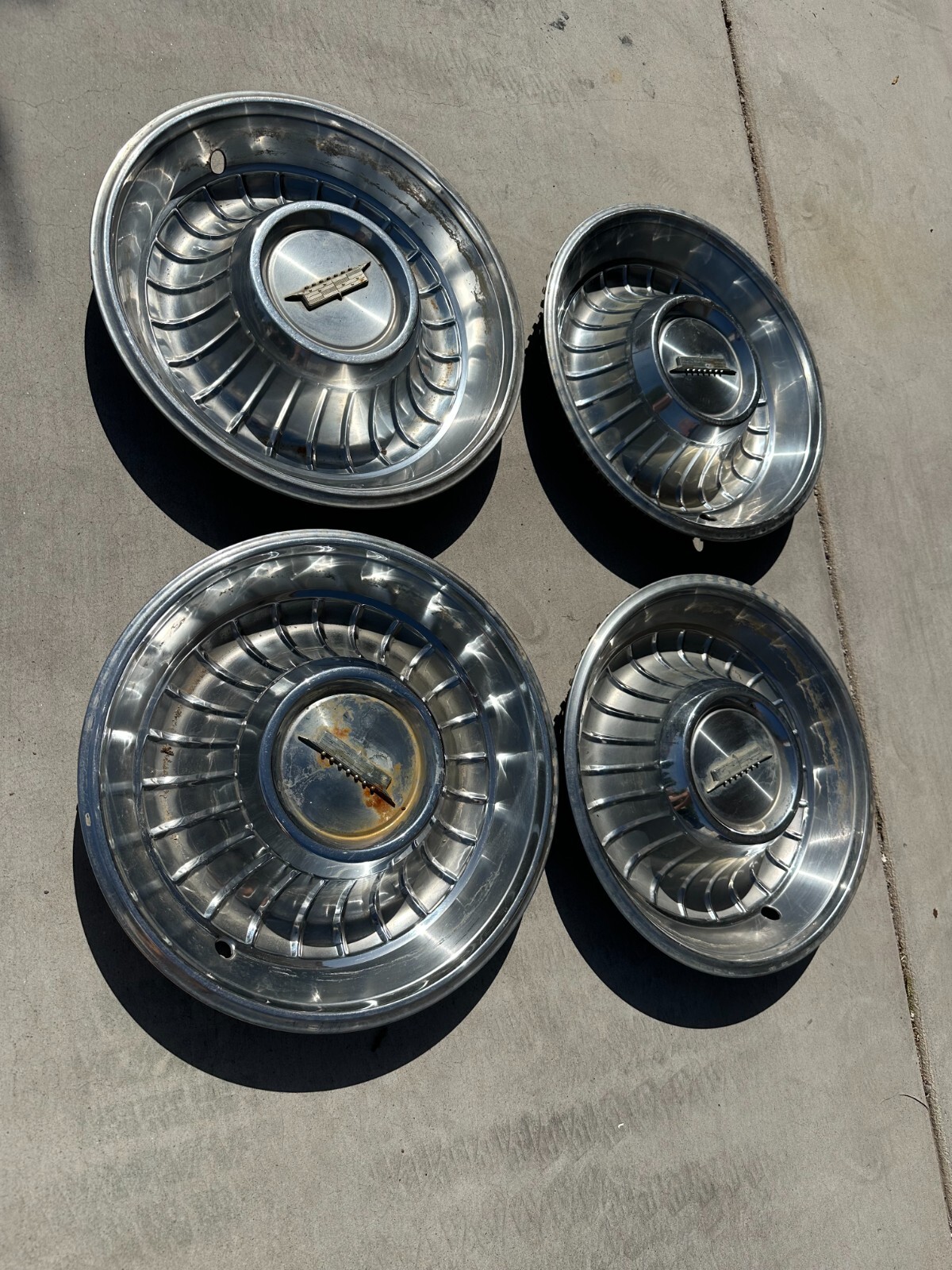 SET OF 4 1962 CADILLAC ORIGINAL HUBCAPS OEM | eBay