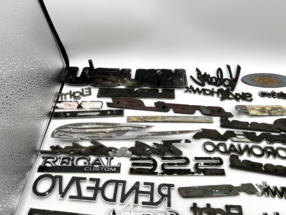 Lot Of 45+ Vintage Plastic / Metal Car Emblems / Badges - Chevrolet ...