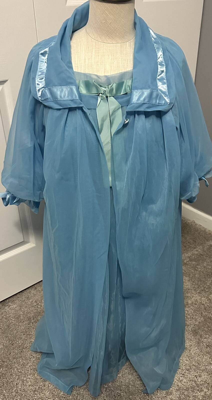 Henson Kickernick Vintage 50-60’s Robin Egg Blue Nigh… - Gem