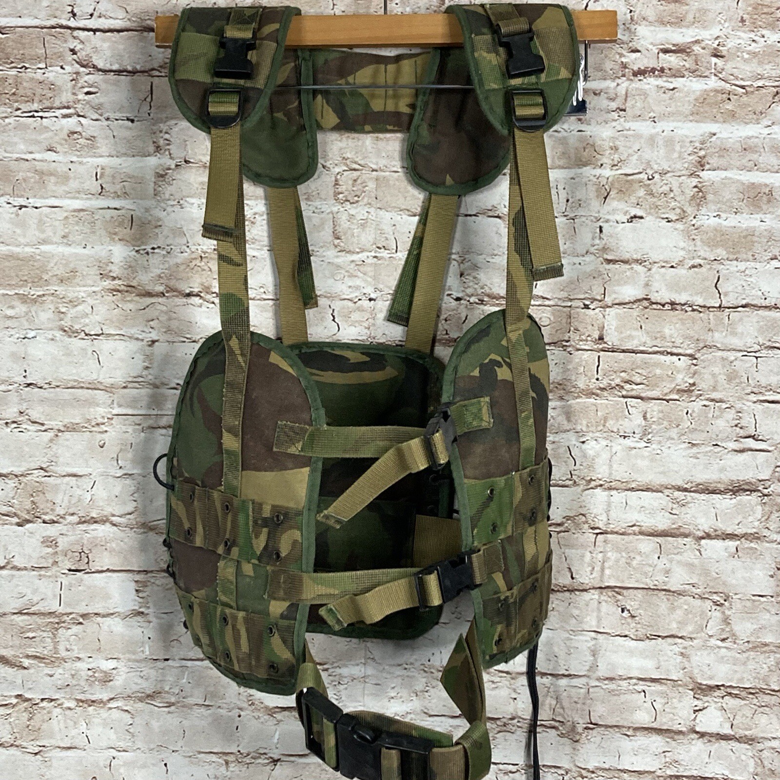 Genuine Military Surplus Load Bearing Gear SEYNTEX Chest Rig KL 1995 ...
