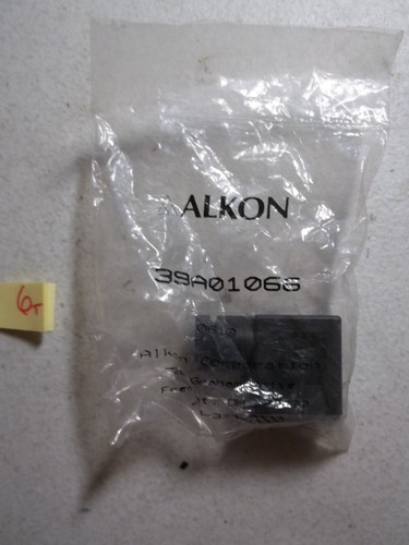 NEW IN PKG ALKON SOLENOID CONNECTOR RECEPTACLE 39A01066 (337) | eBay