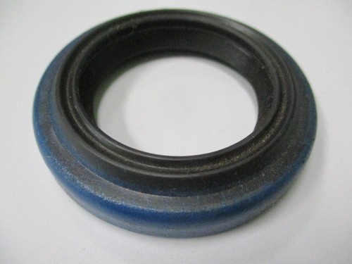 Triumph TR7, TR8 ( 5 speed) Rover SD1 rear axle outer wheel hub seal ...