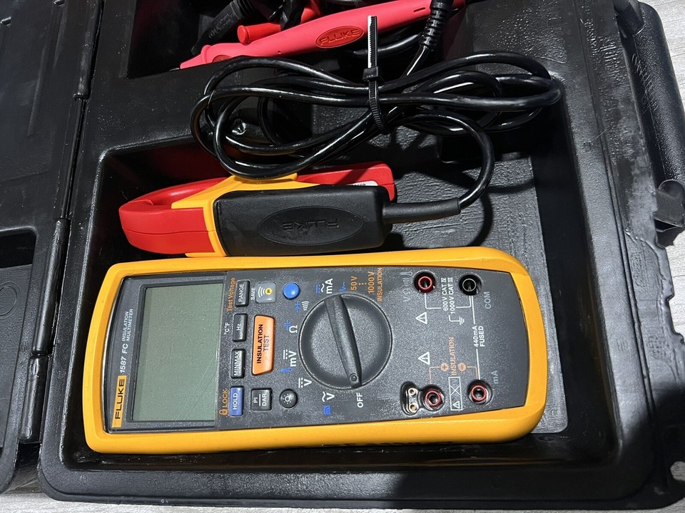 Fluke 1587 Digital FC Insulation Multimeter - 1000V/i400 CLAMP INCLUDED ...