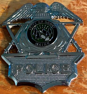 It Derry Maine Police Badge Metal Prop Replica Bam Horror New Stephen ...