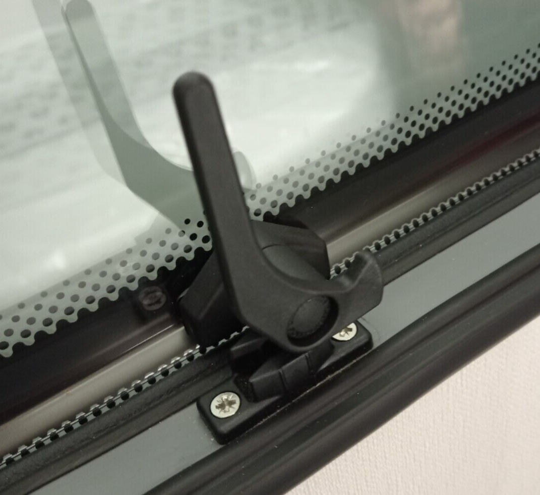 Polyplastic Window Lever Lock Polyfix High Security Catch Caravan ...