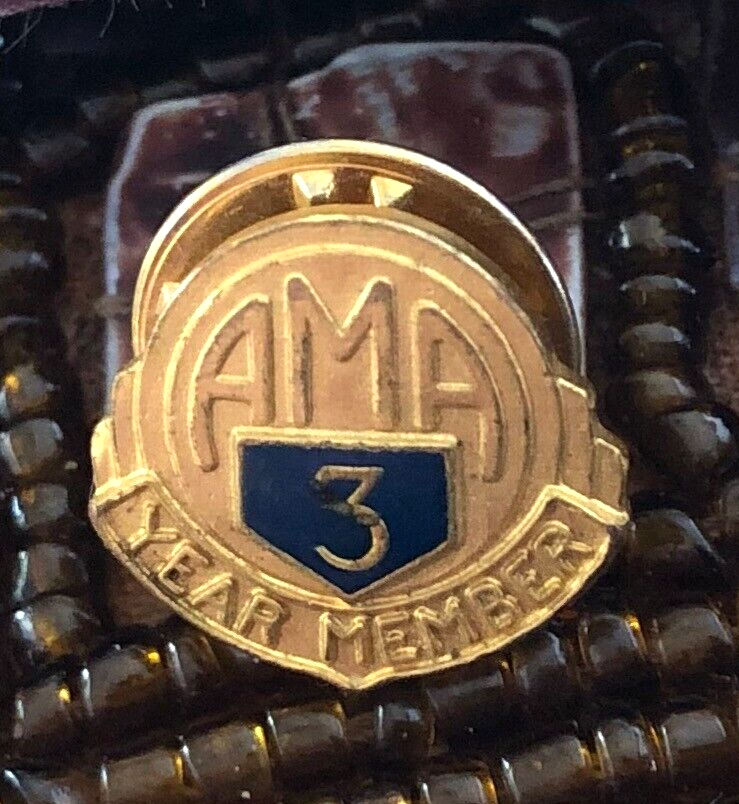 Vtg American Motorcycle Association Pin Badge: 3 Year AMA Member | eBay