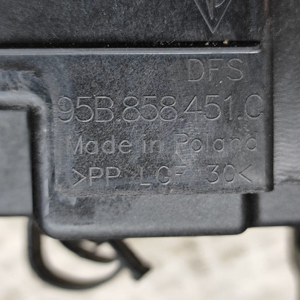 PORSCHE MACAN 95B Dashboard 95B.858.451.C 3.0 Diesel 190kw 2016 RHD | eBay