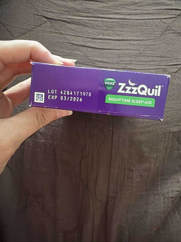 ZzzQuil Vicks Nighttime Sleep Aid 48 Liquicaps Exp 03/2026 | eBay