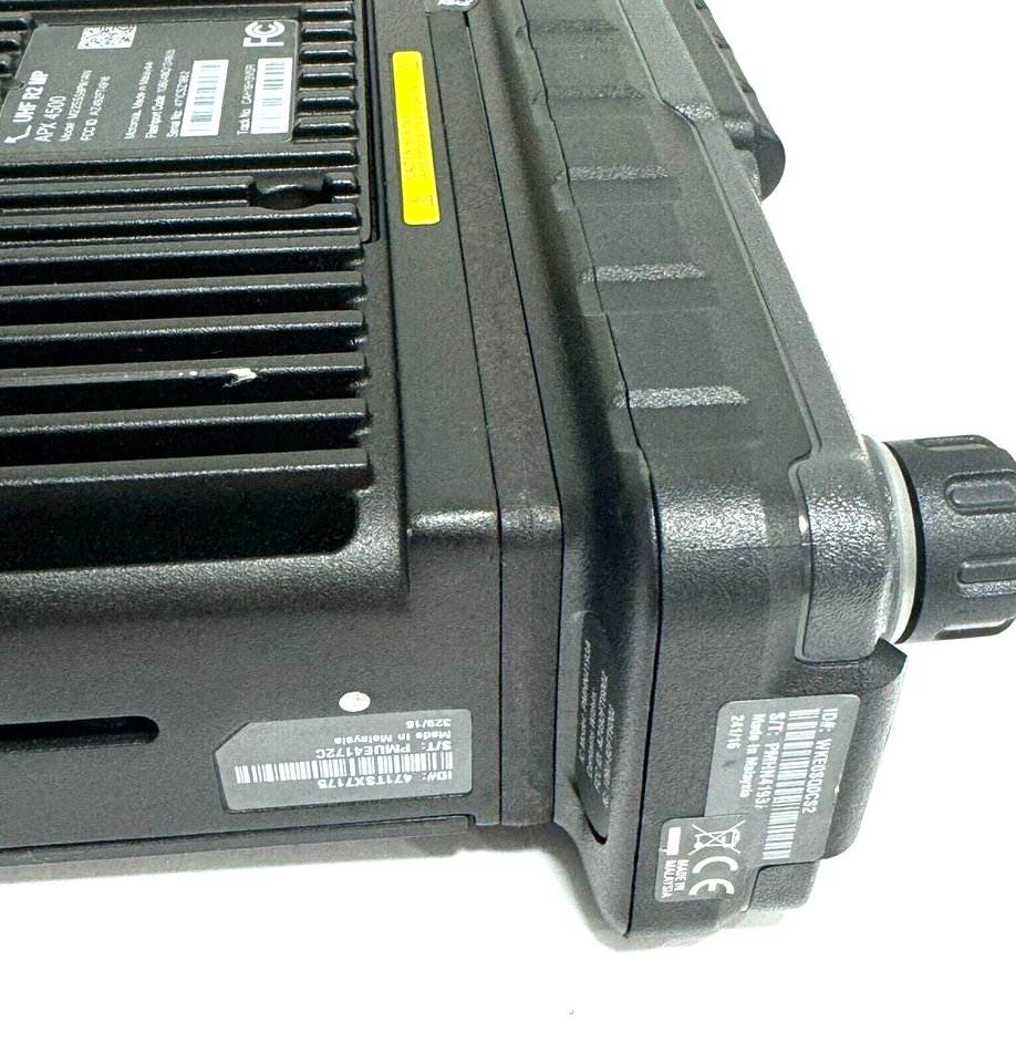 MOTOROLA APX4500 Mid Power UHF R2 M22SSS9PW1AN 450-520Mhz Mobile Radio ...