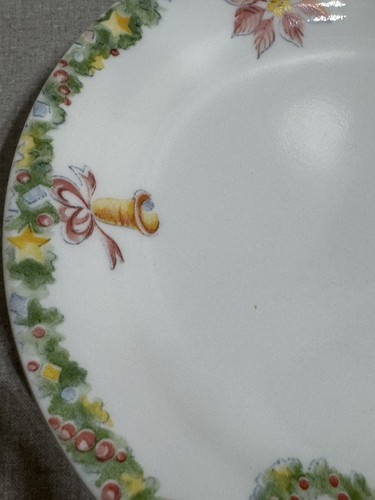 Corelle Christmas Joy Salad Dessert Plates 7.25” Set of 10 Retired ...