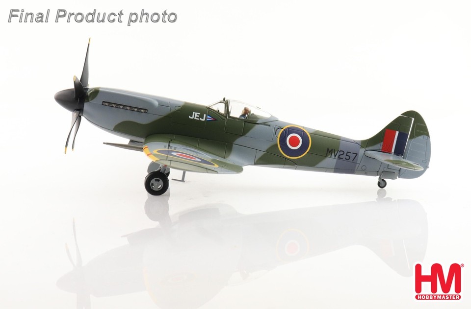 Hobby Master 1/48 HA7114 Supermarine Spitfire Mk XIV RAF No.125 Wing, J ...