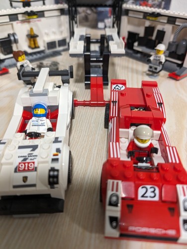 Lego 75876 - Speed Champions Porsche 919 Hybrid and 917K Pit Lane 99% ...