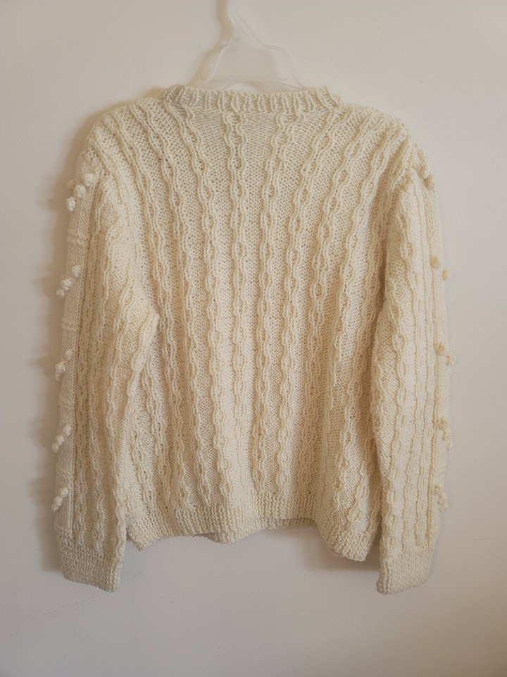 100% Wool White Sweater Pullover Womens Medium Hand knitted pearly knit ...