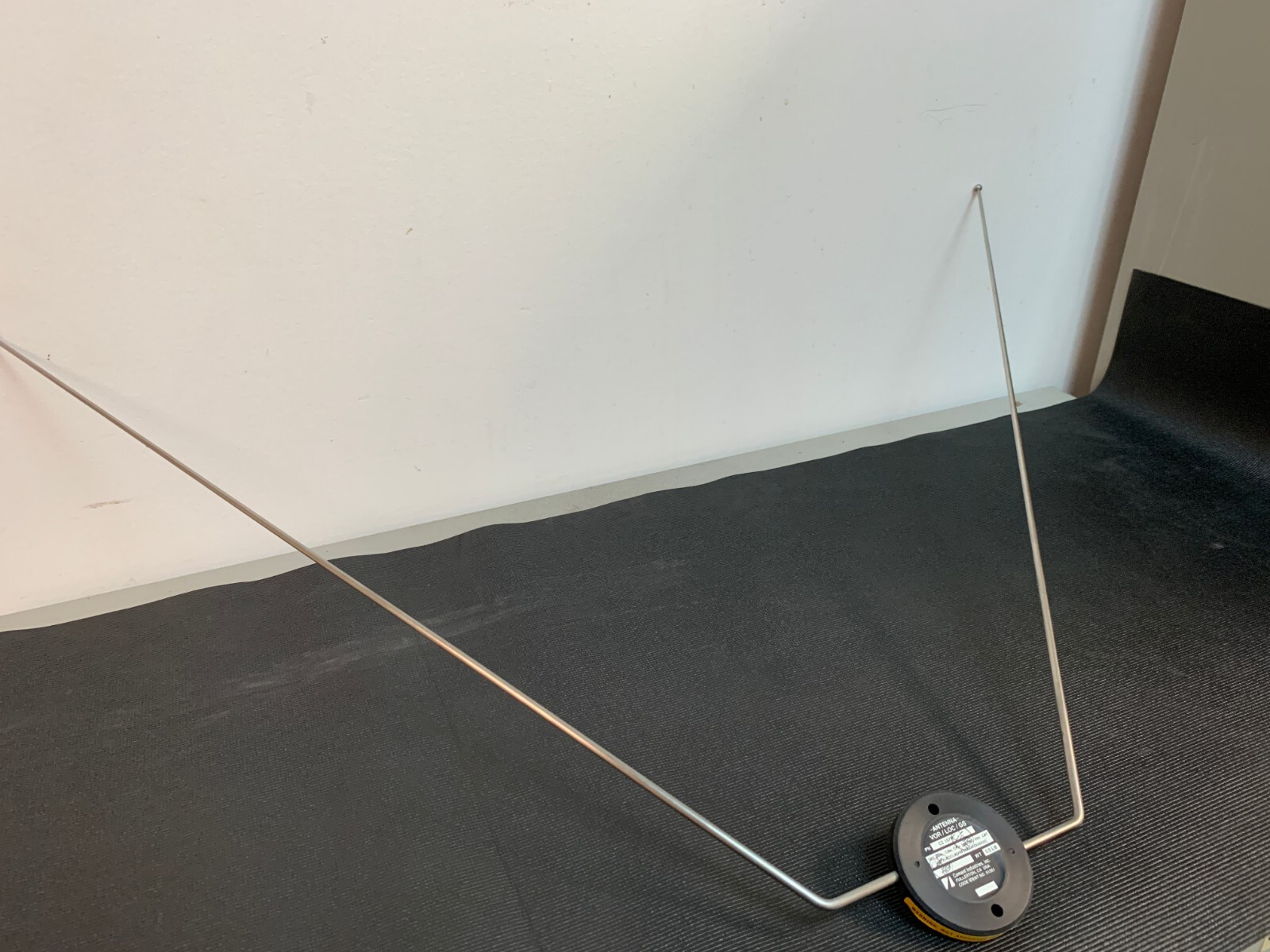 CI-157P VOR/LOC/GS Antenna with Mfr's Certificate of Compliance | eBay