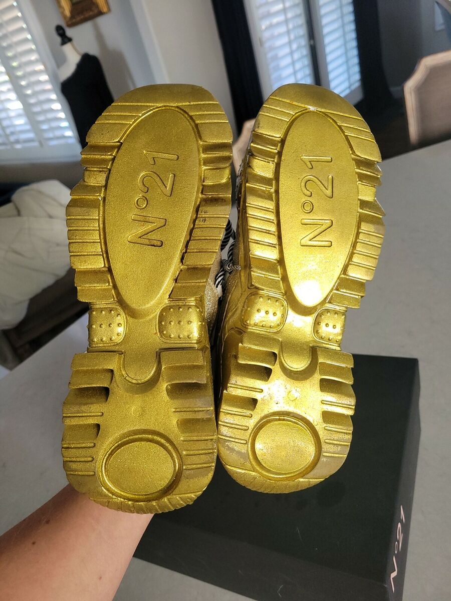 Nº21 Numero Ventuno Sneakers Gold Glitter Size 39 8.5 Made Nº21 Numero Ventuno Sneakers Gold Glitter Size 39 8.5 Made