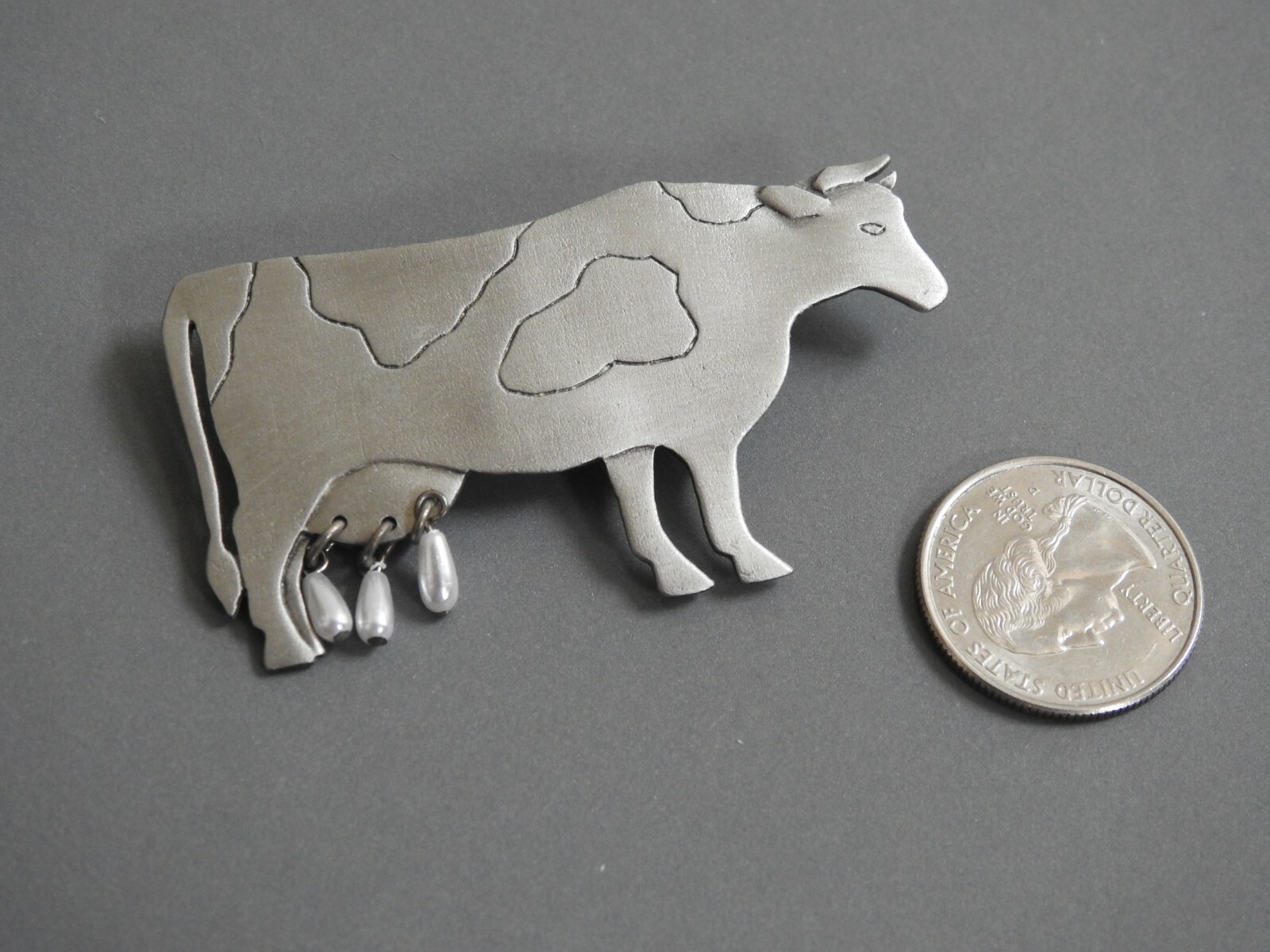 vintage JJ DAIRY COW PIN pewter Holstein brooch pearl… - Gem