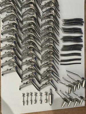 LOT: 41 Graves Vaginal Speculum MEDIUM & LARGE Gynecology Surgical OB ...