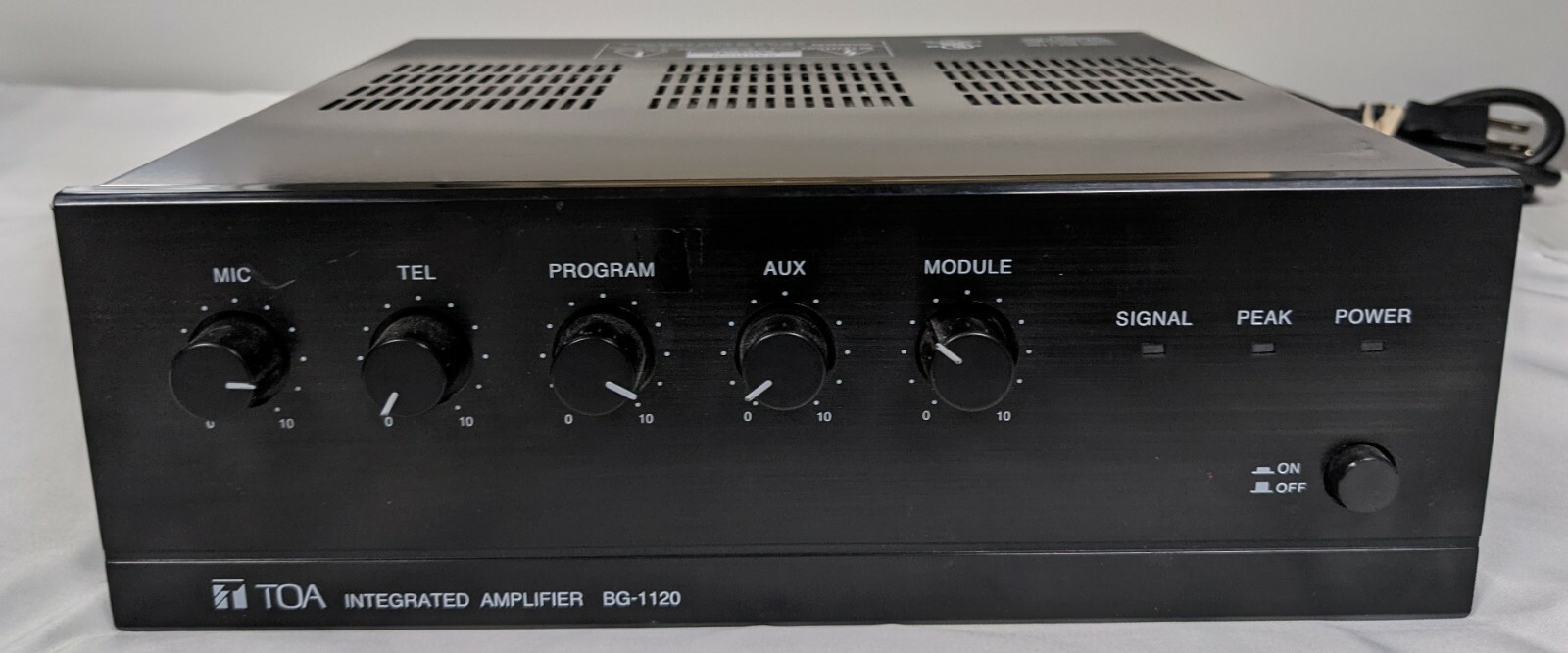 Toa bg 1120 integrated amplifier