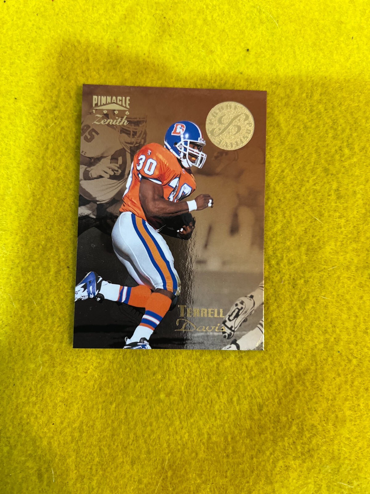 TERRELL DAVIS BRONCOS 1996 PINNACLE ZENITH NFL PROOF POSITIVES INSERT ...