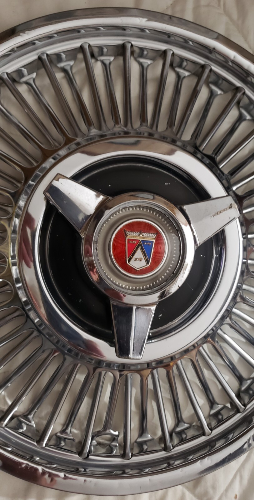 FORD FAIRLANE, GALAXIE, FALCON,WIRE SPINNER 13" in HUBCAP NOT PERFECT ...