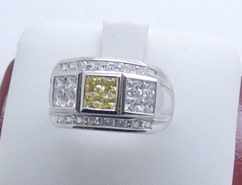 14K White Gold Fancy Square Princess Cubic Zirconia Meda Ring Band Size ...