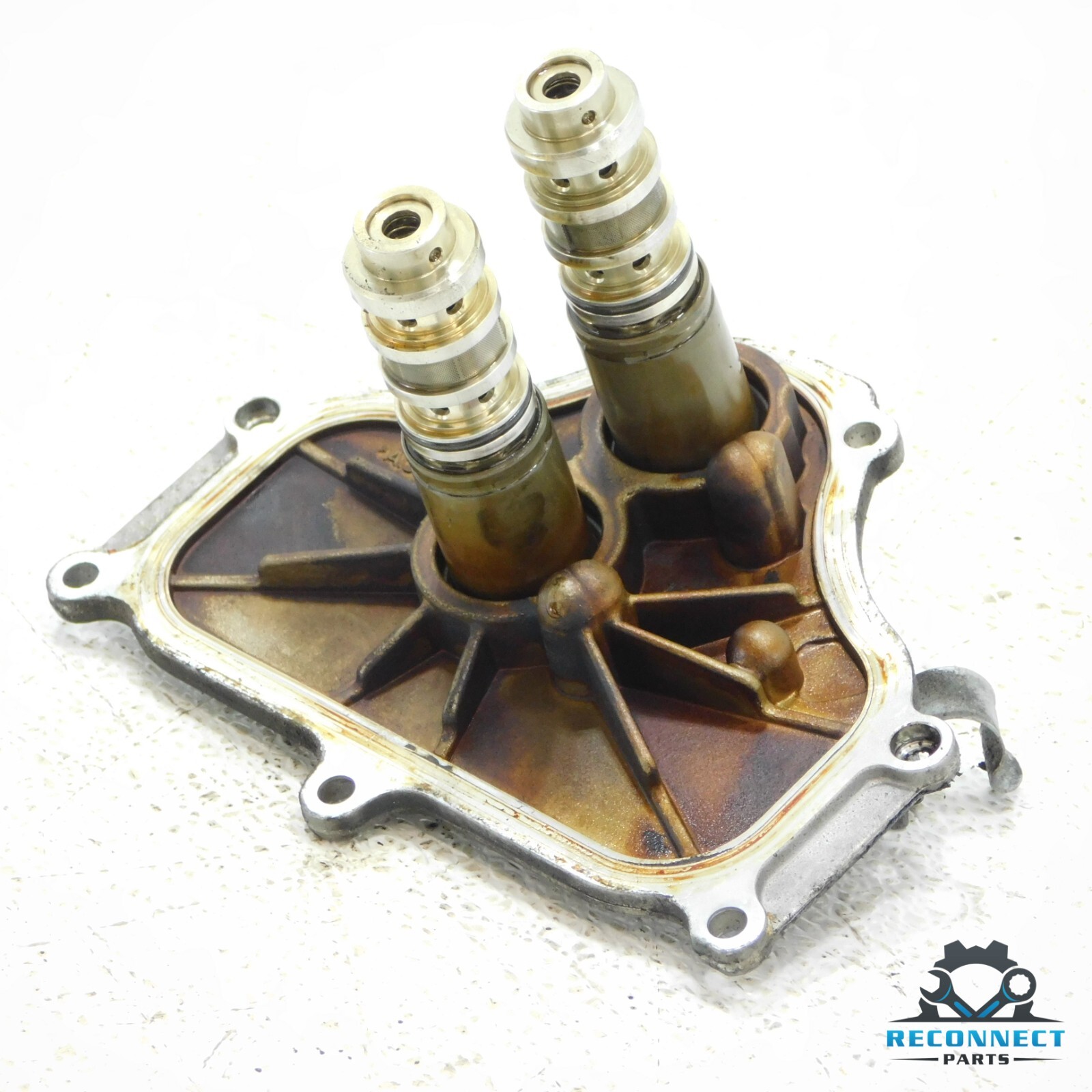 08-14 BMW 750Li X6 F02 Right Engine Cylinder Head Timing Cover w ...