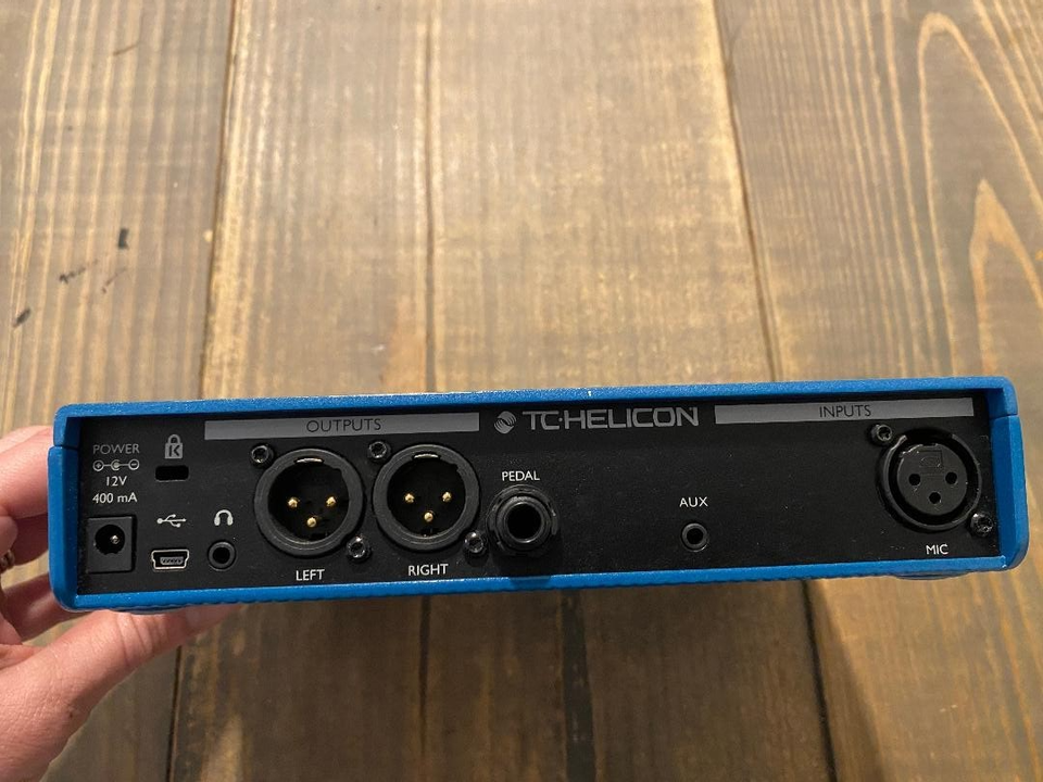 TC Helicon VoiceLive Play Vocal Multi-Effects Processor | eBay