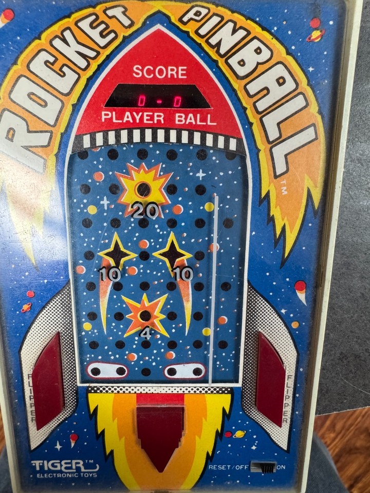Tiger Rocket Pinball Handheld Electronic Game Model 7-460 read ...