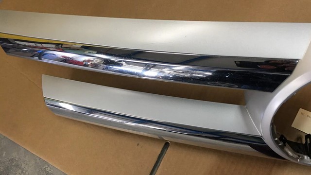 Mercedes-Benz 1668880785 Genuine OEM Upper Molding for sale online | eBay