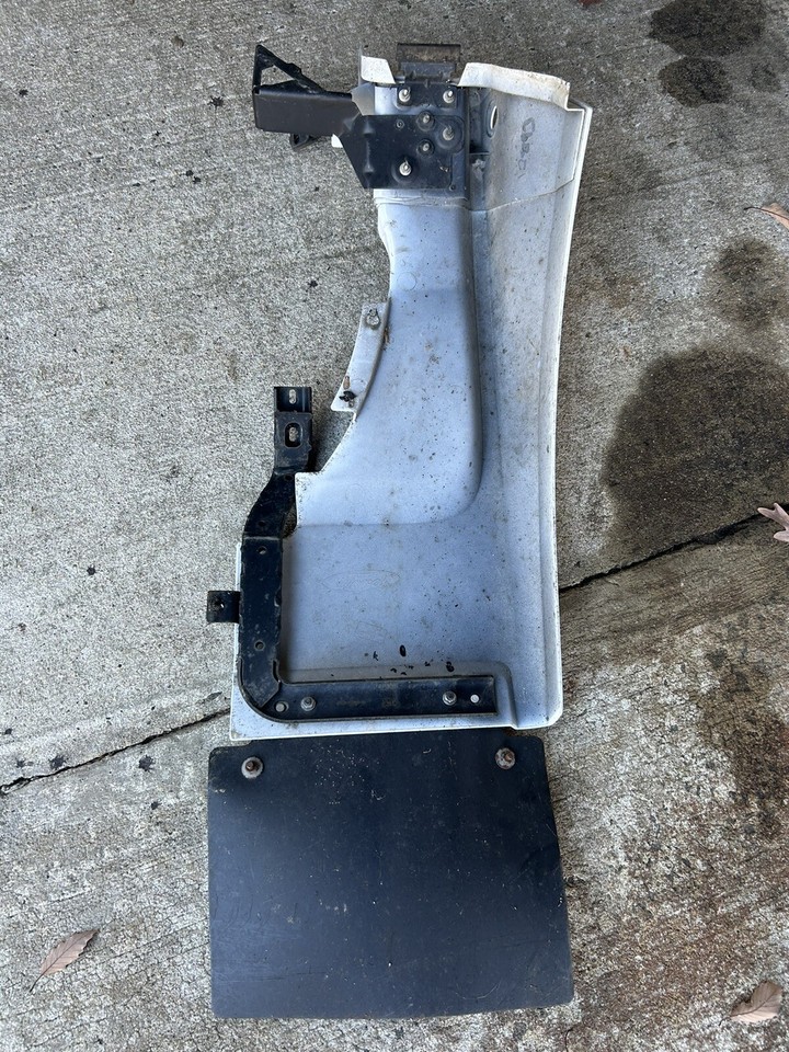 05 - 15 Ford F650 F750 Driver Left Front Fender Panel OEM With Brackets ...