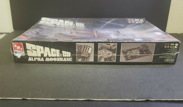 Amt30067 Moonbase Alpha Model Kit Space 1999 With 6 Eagle Transports ...
